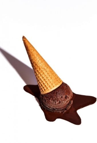 Artist Reine Paradis creates a visual paradise