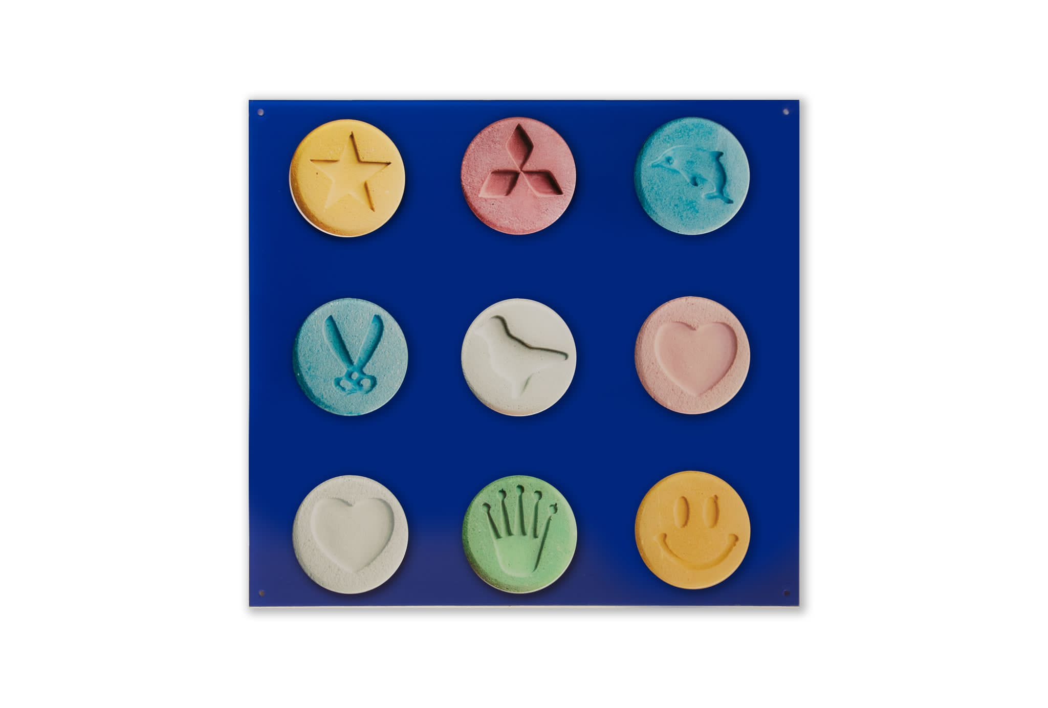 PoPsee Pops a Pill - Second Summer of Love Brings Back Nostalgia in Art