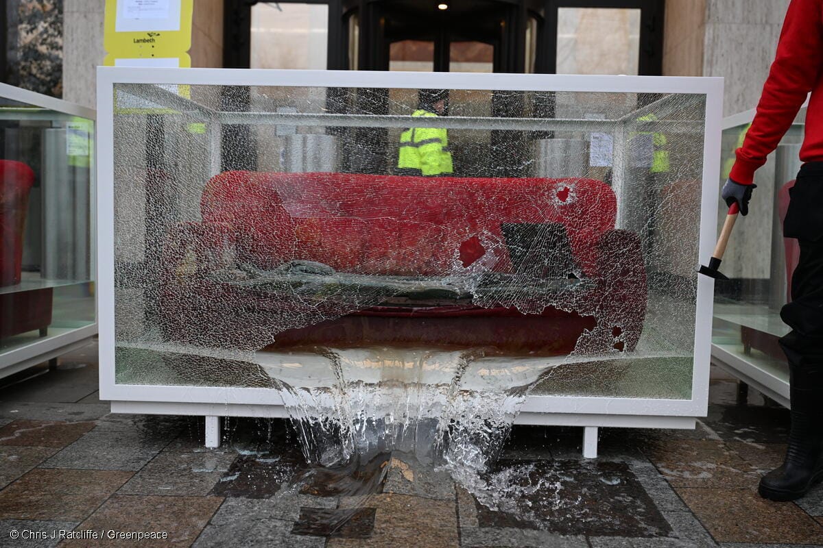 Greenpeace Takes on Shell with Haunting Climate Protest in London