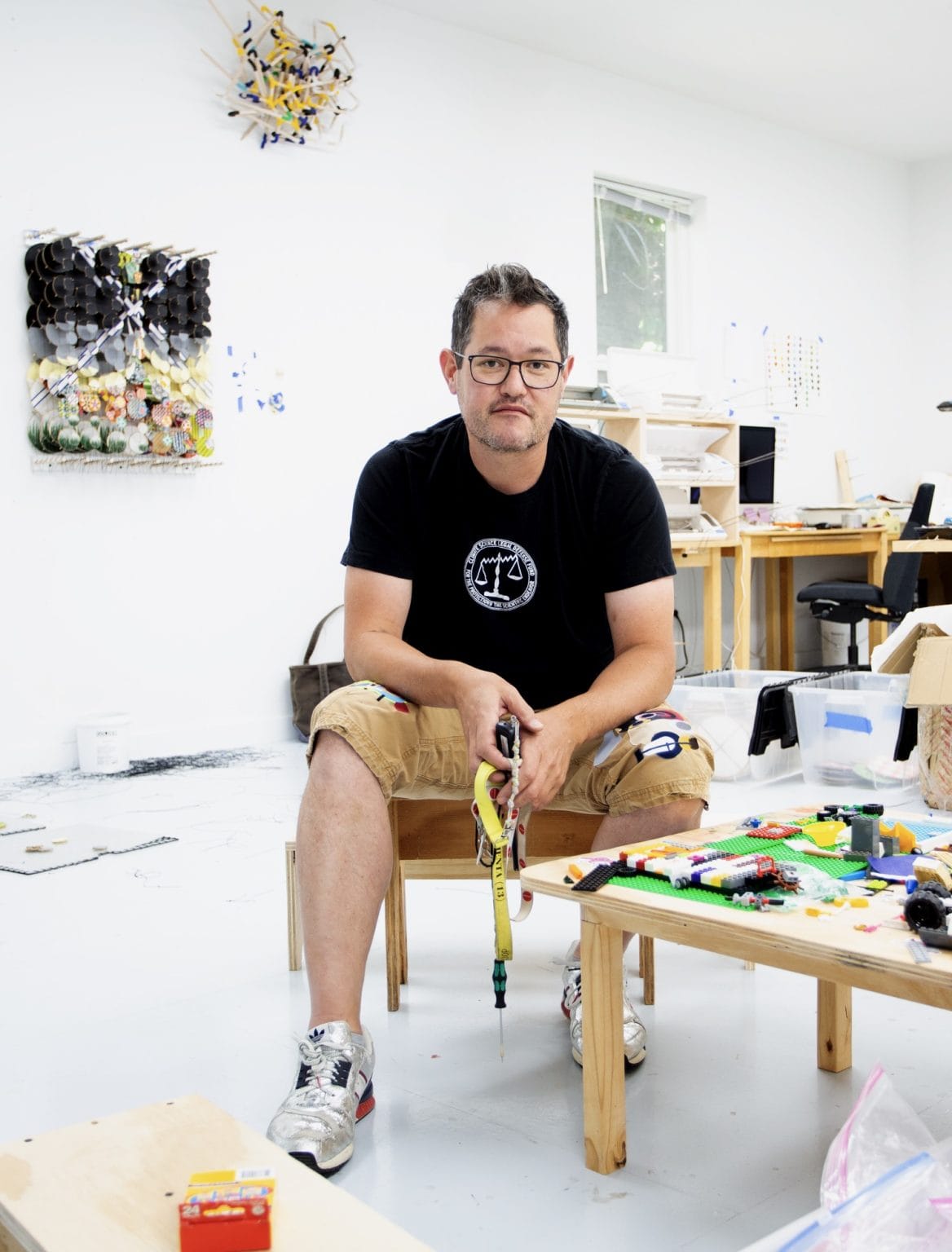 Jacob Hashimoto on Kites and Chaos at Ronchini
