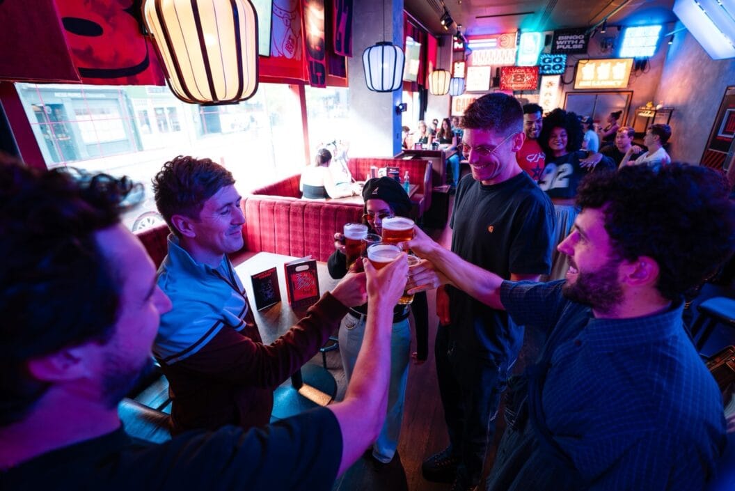 Hijingo 90s Bingo Brings Boozy Nostalgia to Shoreditch