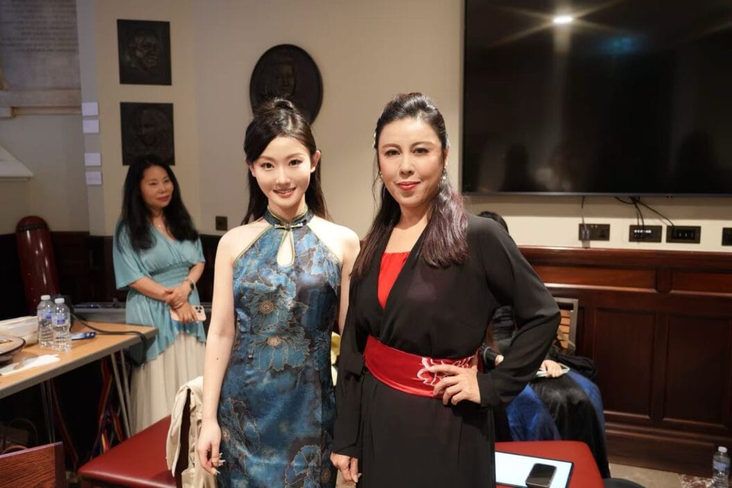 Mengdie Ji Guzheng Performance Premieres Awakening